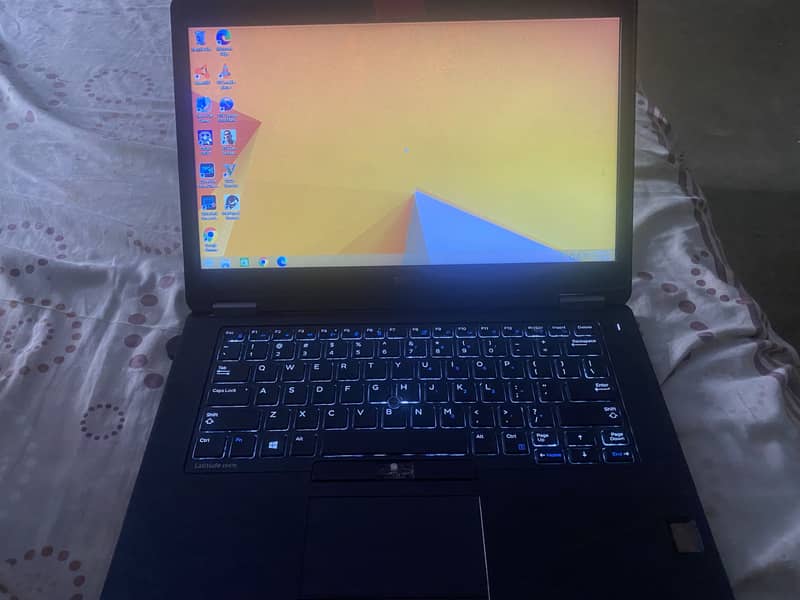 Dell Laptop With 2 GB GRAPHIC CARD 8/RAM - Laptops - 1110265264