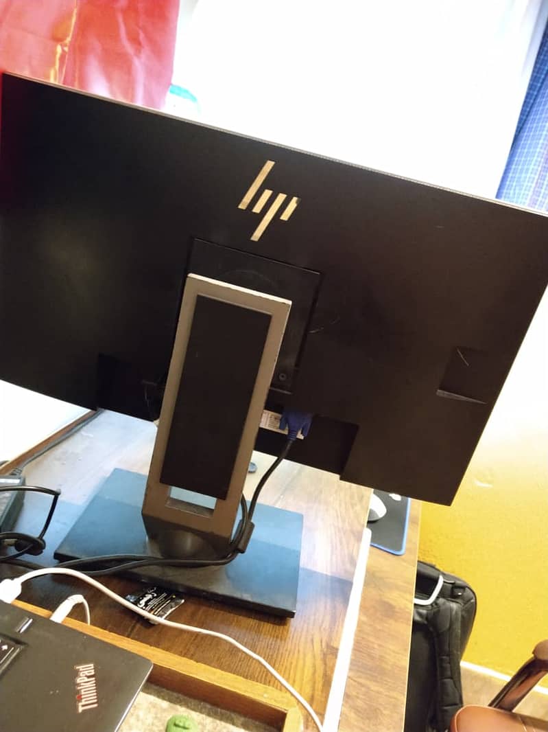 HP EliteDisplay E243 24-inch LED Monitor - Computer & Laptop ...