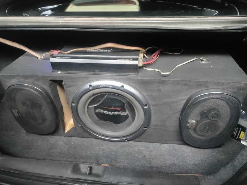 full woofer amp and speakers - Audio & Multimedia - 1110271411