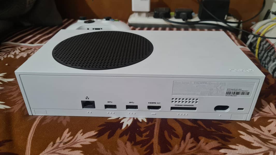 Xbox Series S/X With Games And shop Warranty - Gaming Consoles - 1110272025