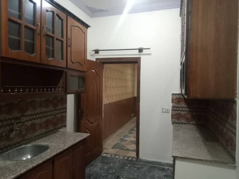 5Marla ground flour with gas for rent Ghauri town phase 4b - Houses ...