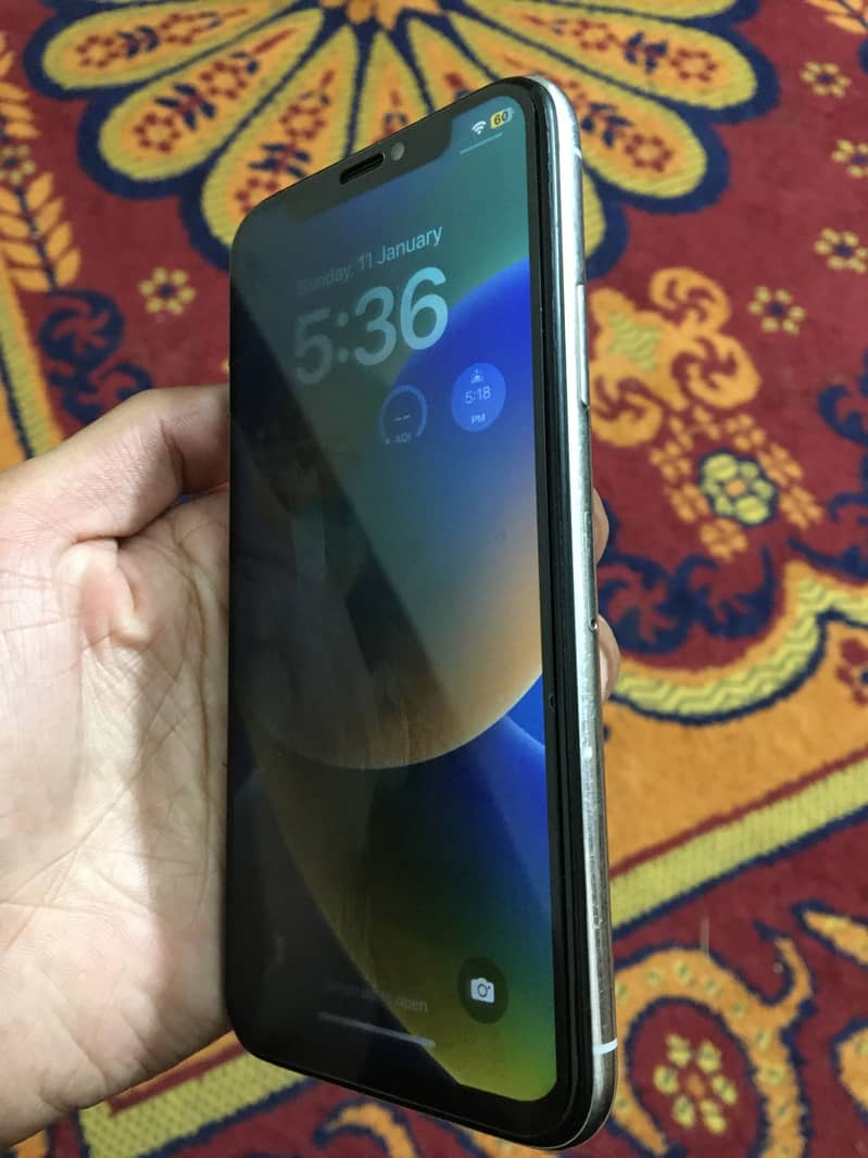 iPhone X - Mobile Phones - 1110274969