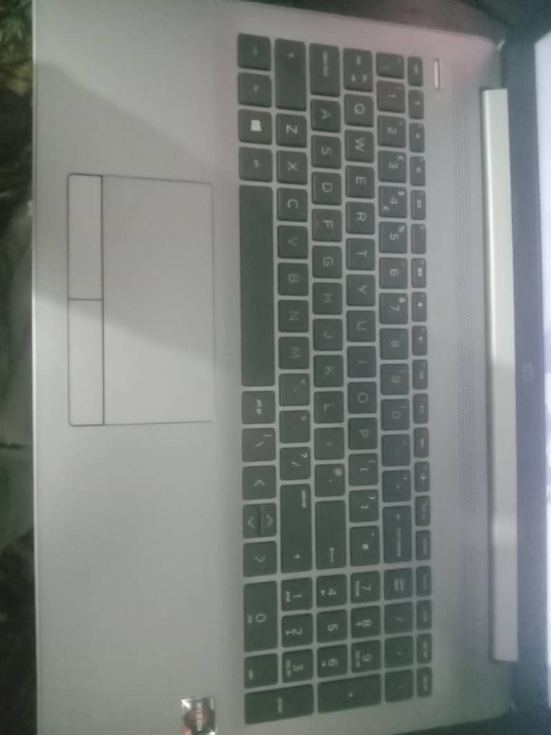 HP Laptop RYZEN 5 (INTEL i5) 1 GB radyeon Graphics card and 8 gb ram ...