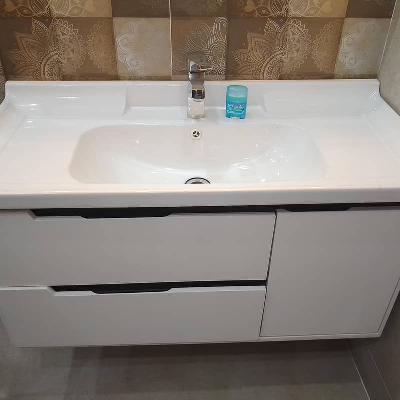 Washing Basin is in good condition. For Sale 03121966273 - Other Home ...