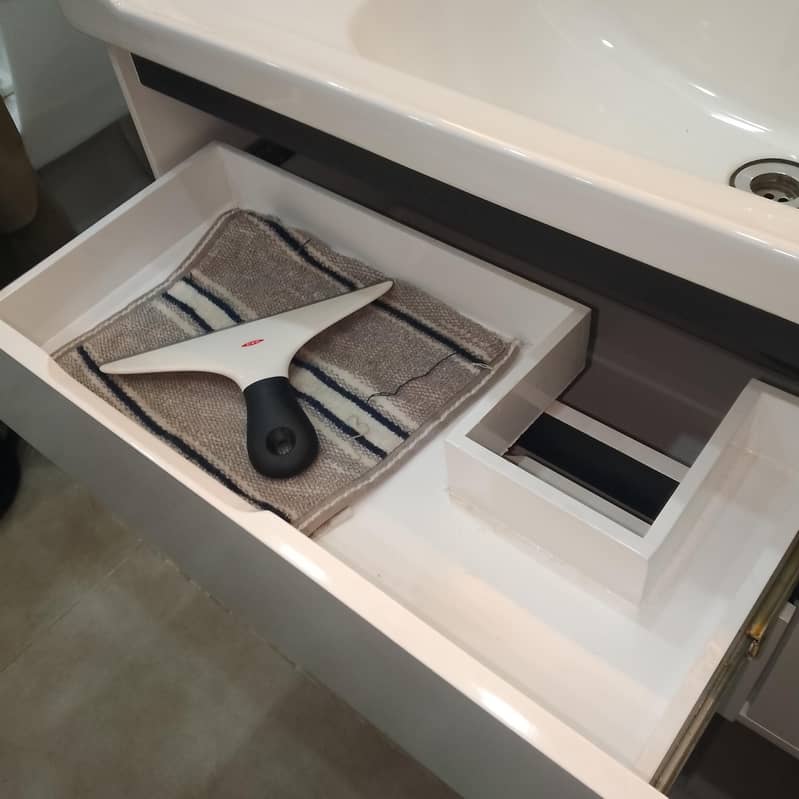 Washing Basin is in good condition. For Sale 03121966273 - Other Home ...