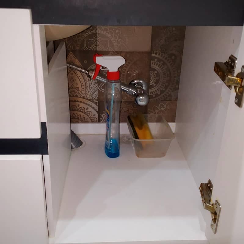 Washing Basin is in good condition. For Sale 03121966273 - Other Home ...