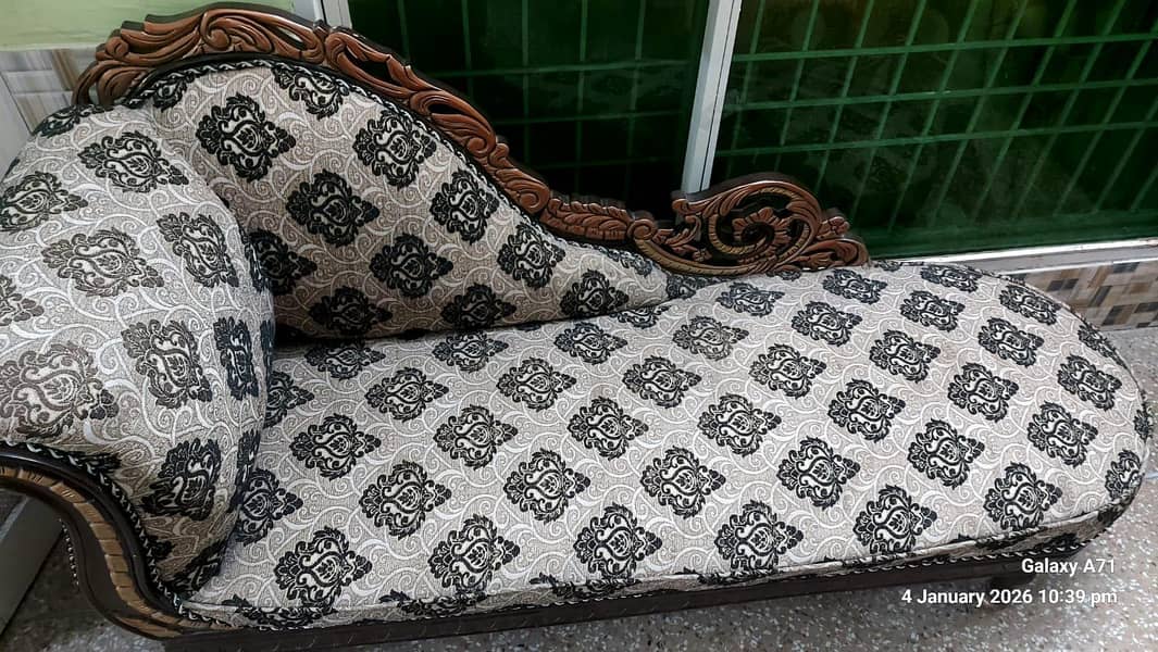 dewan - Sofas - 1110276902