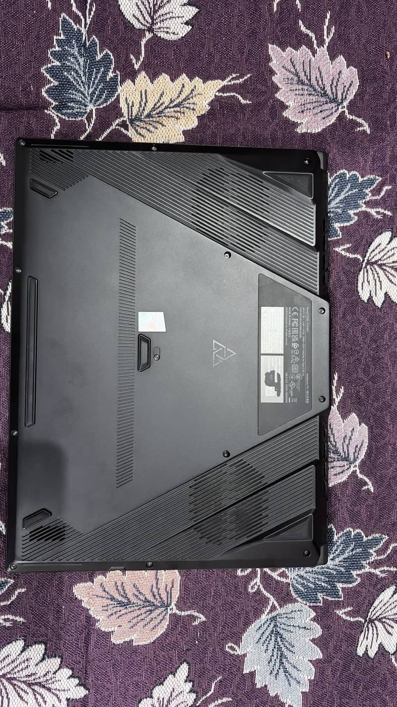 Selling my Asus ROG Zephyrus Duo 16 2024 - Laptops - 1110278759