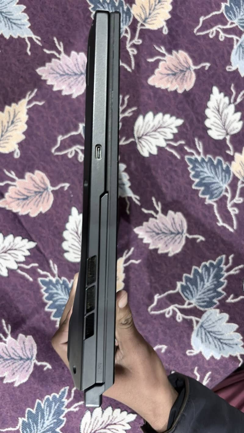 Selling my Asus ROG Zephyrus Duo 16 2024 - Laptops - 1110278759