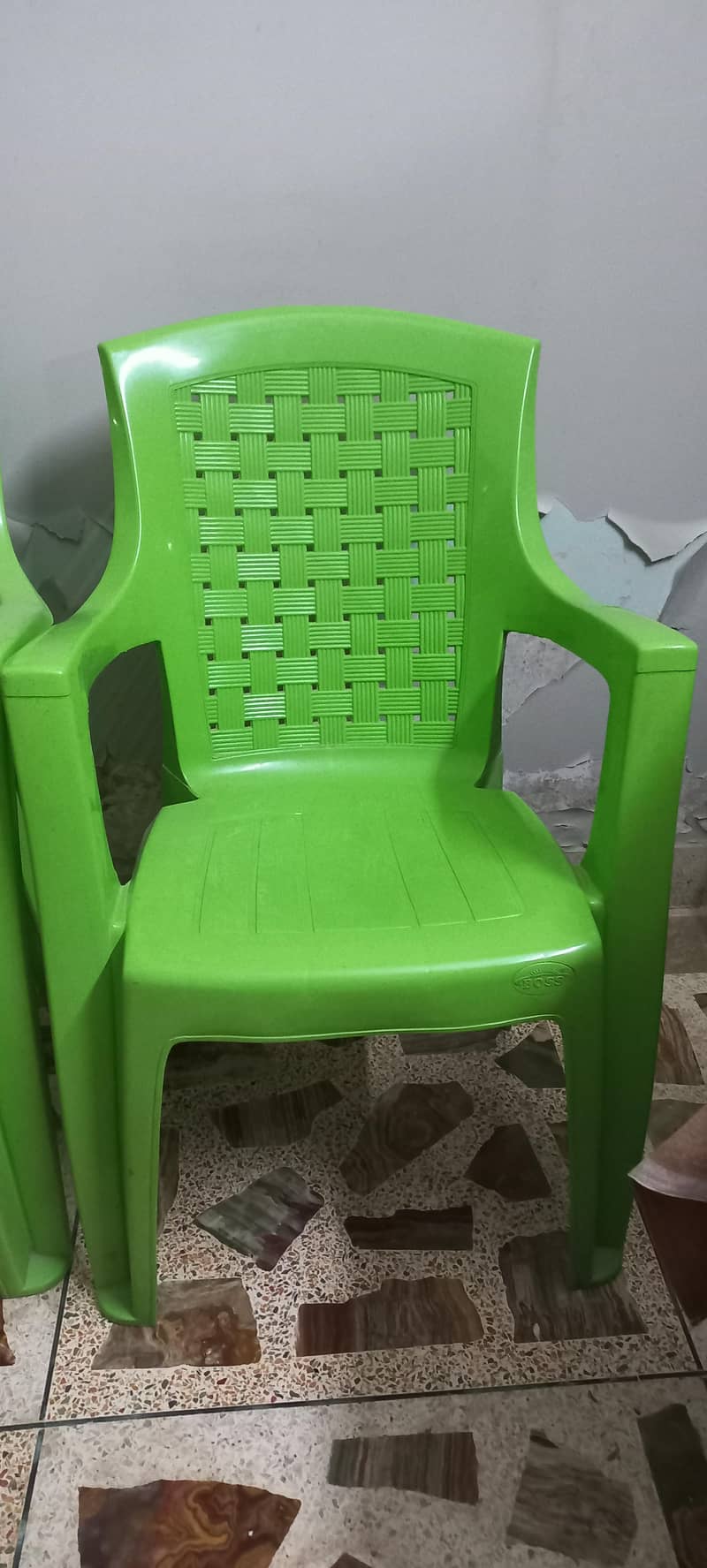 plastic chairs - Chairs - 1110279709
