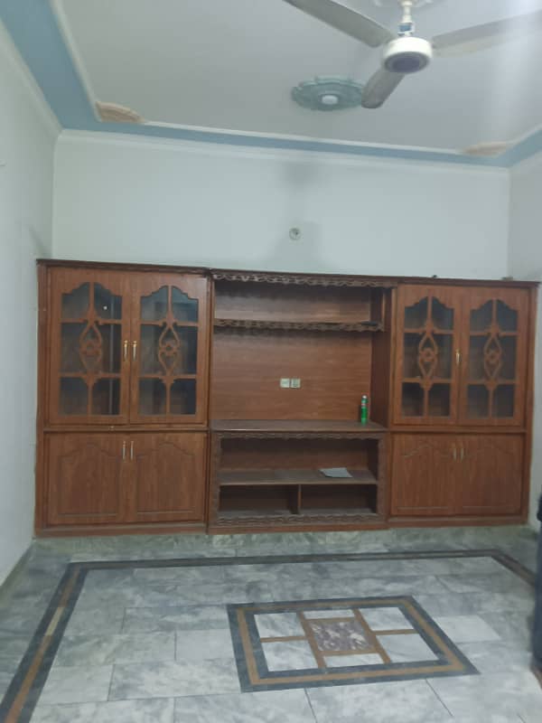 5Marla ground floor with gas phase 4A - Portions & Floors - 1110286041