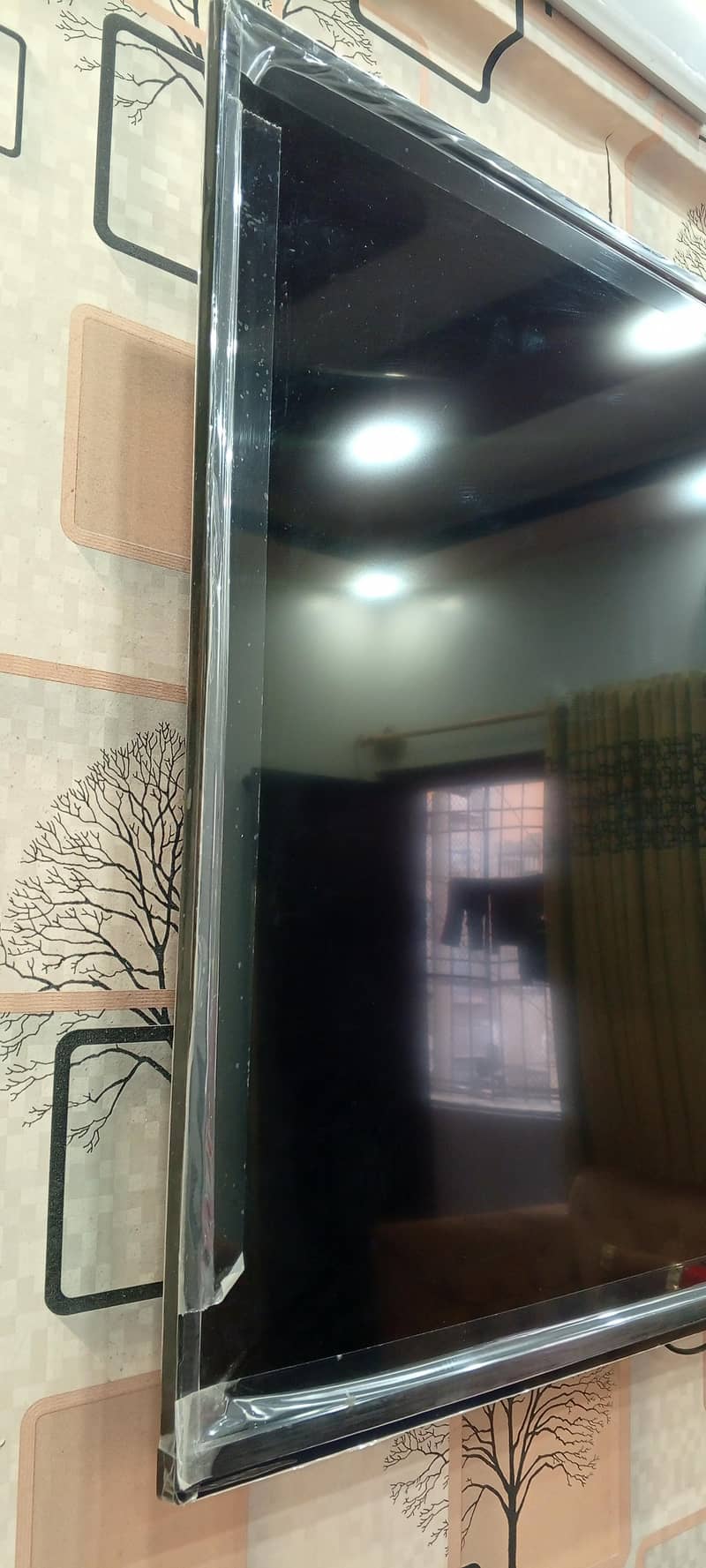 TCL Smart Android LED 4K Ultra HD - Televisions - 1110286163