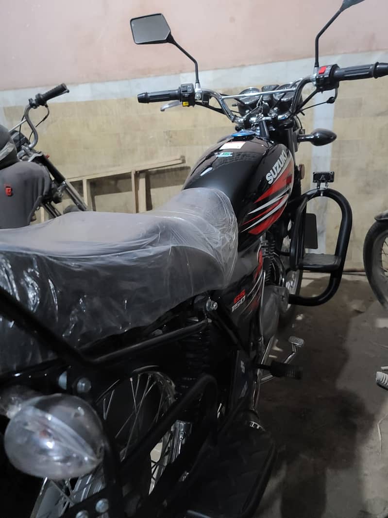 Suzuki GS 150 2025 - Standard - 1110289212