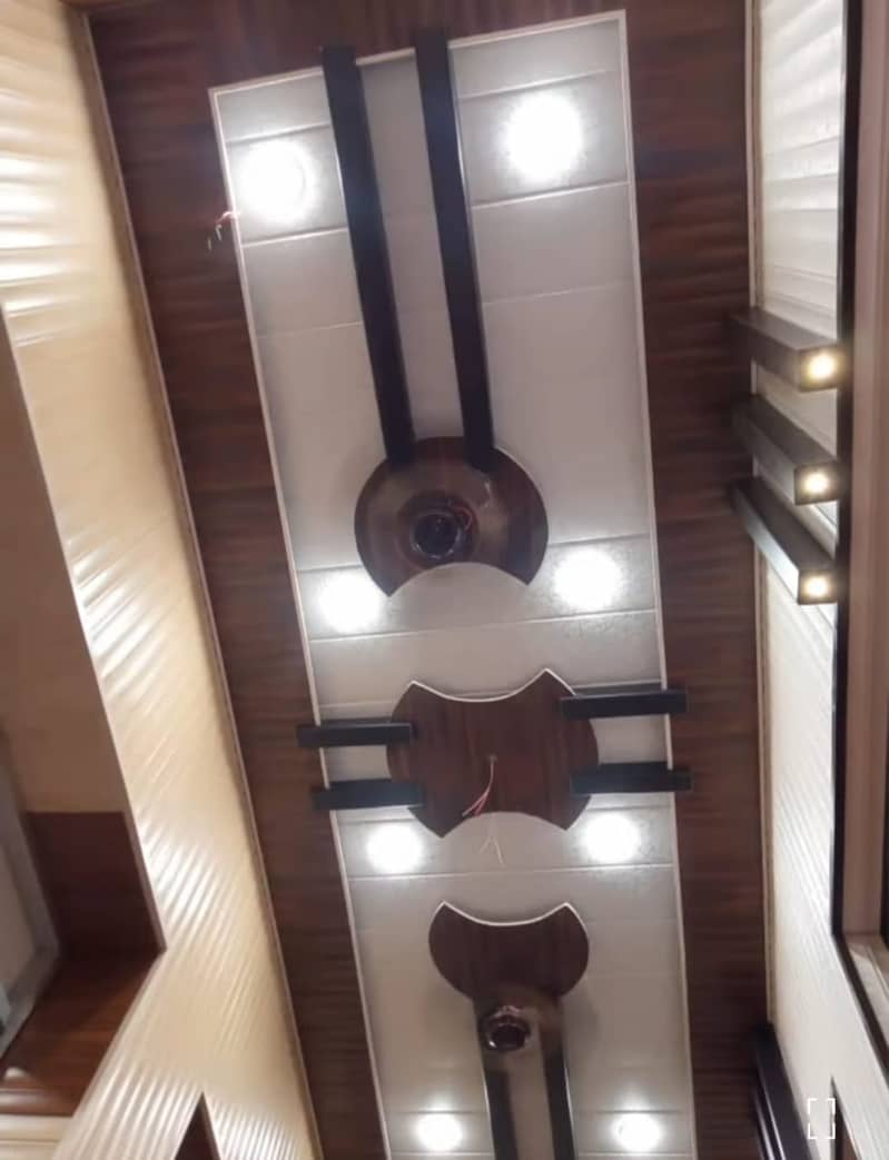 Fancy ceiling Media wall Wallpaper vinyl & wood flooring ceiling Wpc ...