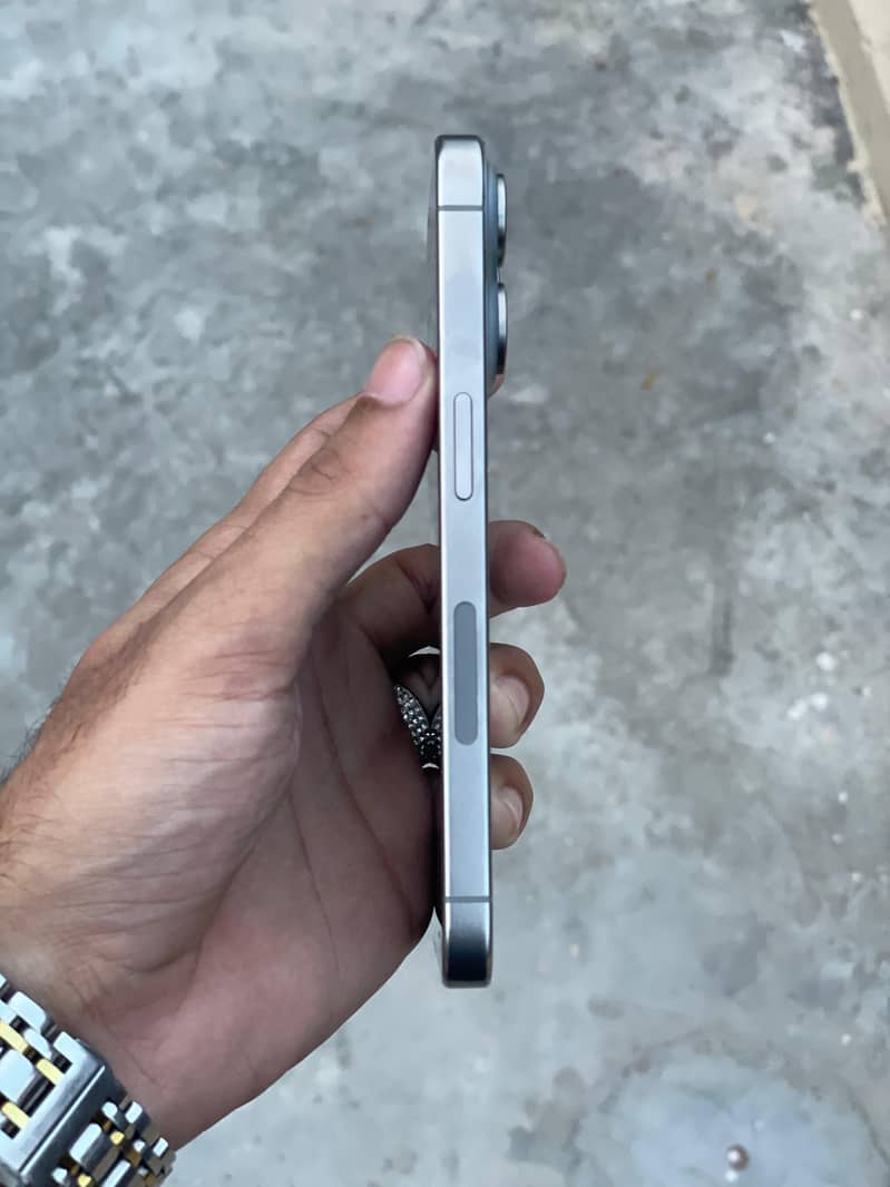 15 pro factory unlocked (non pta) - Mobile Phones - 1110290932