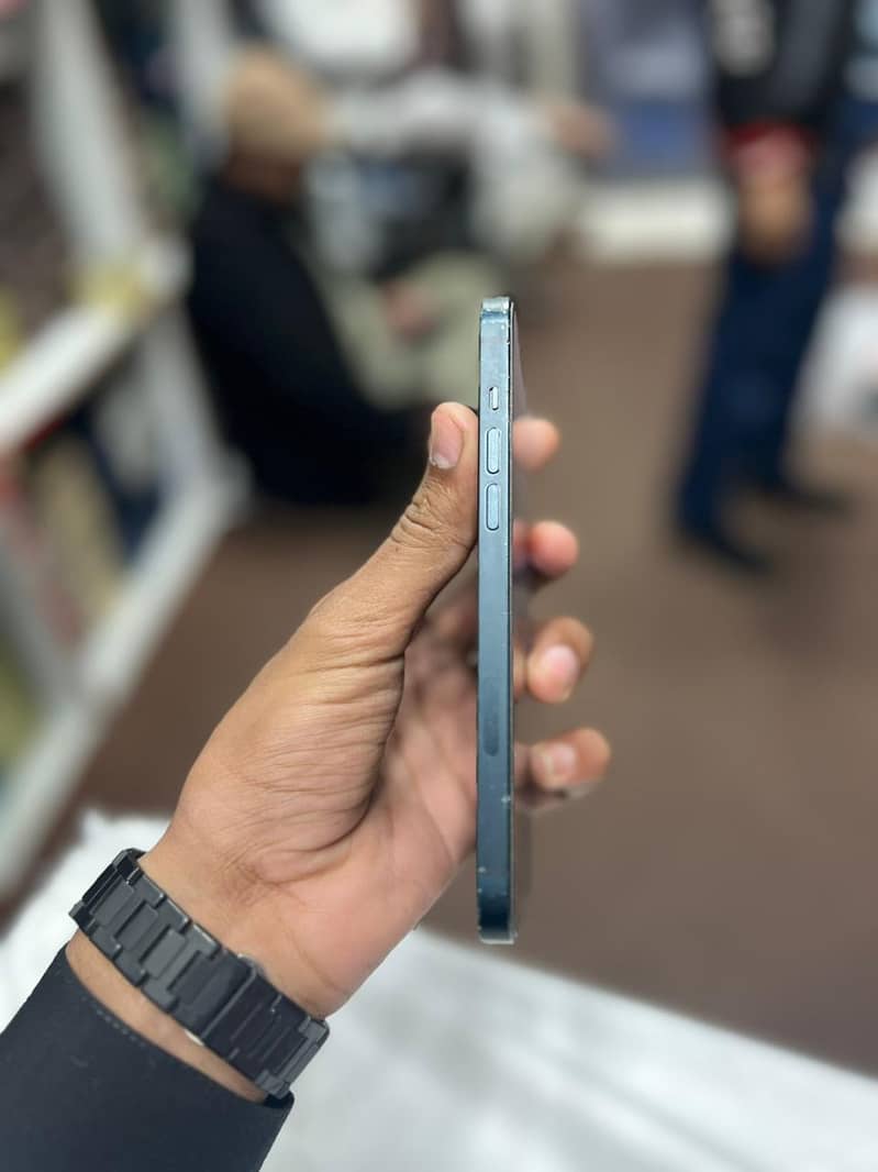 I phone 14plus - Mobile Phones - 1110291168