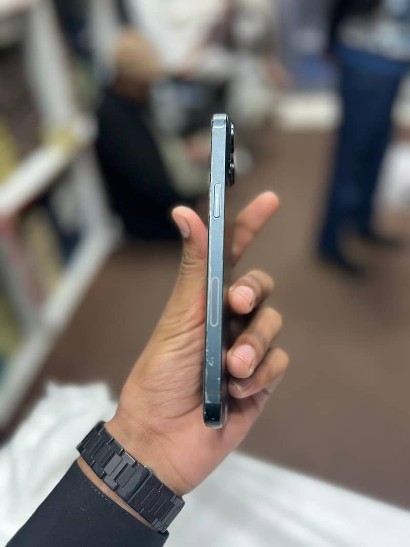 I phone 14plus - Mobile Phones - 1110291168