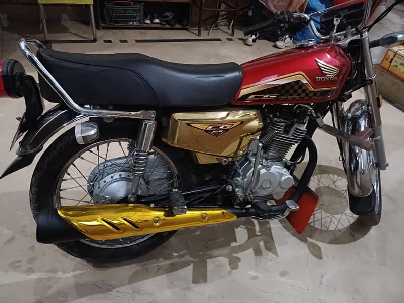 Honda CG 125 Special Gold Edition Self Start - Standard - 1110293059