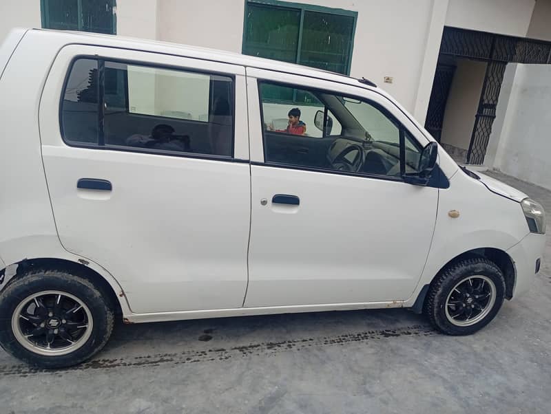 wagon r - Cars - 1110298960