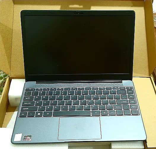 Laptop AMD Ryzen 5 7430U 8Gb Ram 256 Gb - Laptops - 1110301261