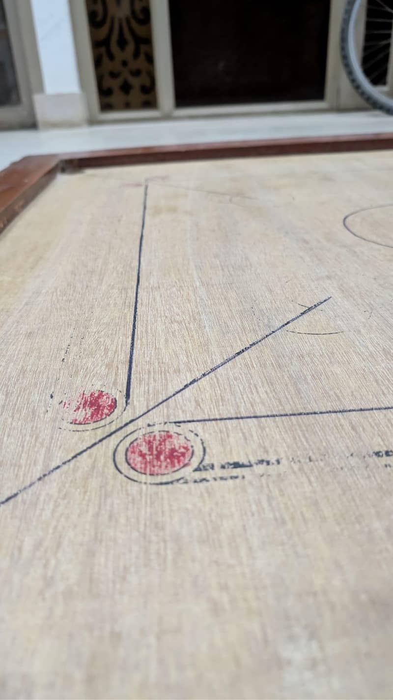 carrom board - classical - Sports Equipment - 1110307100