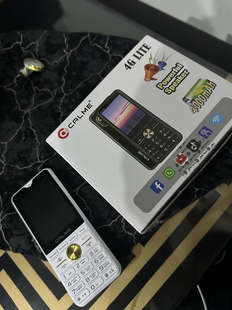 Calme 4G lite touch Mobile hotspot - Mobile Phones - 1110310293