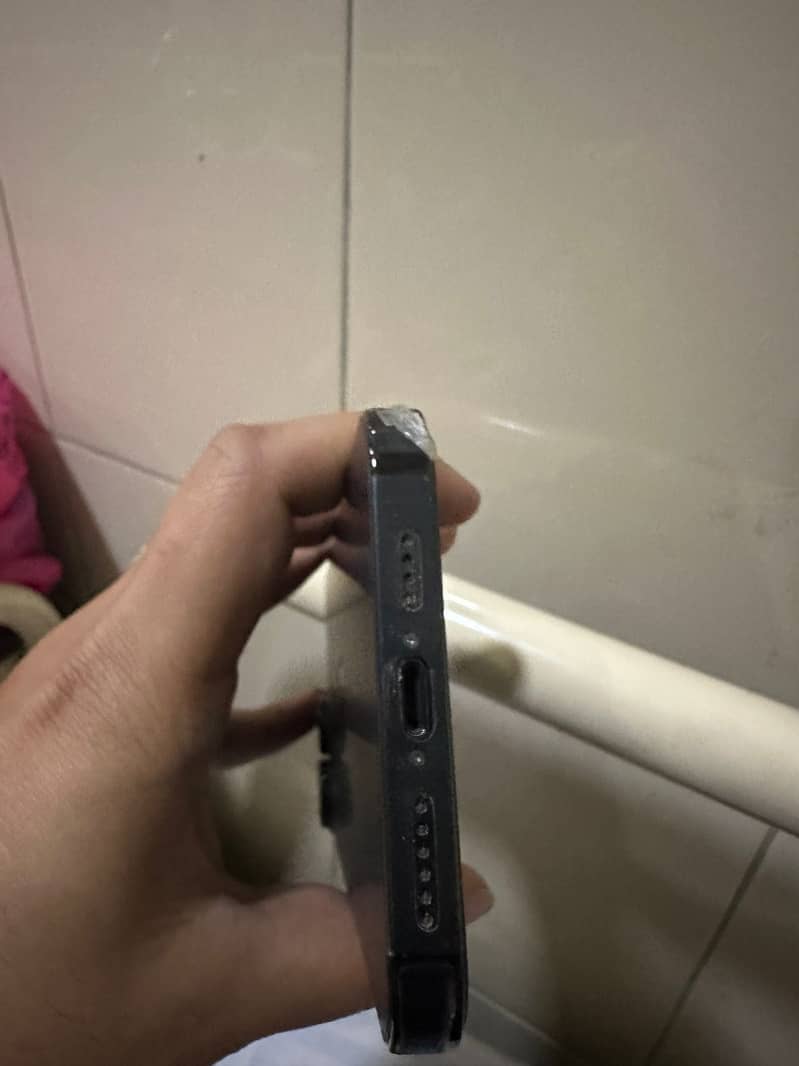 iPhone 14 Pro Max 128 gb jv with original box - Mobile Phones - 1110315381