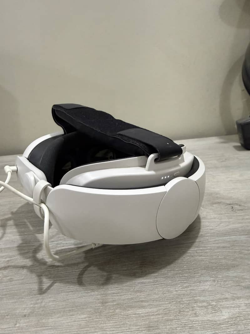 Meta Quest 3 - Gaming Consoles - 1110315440