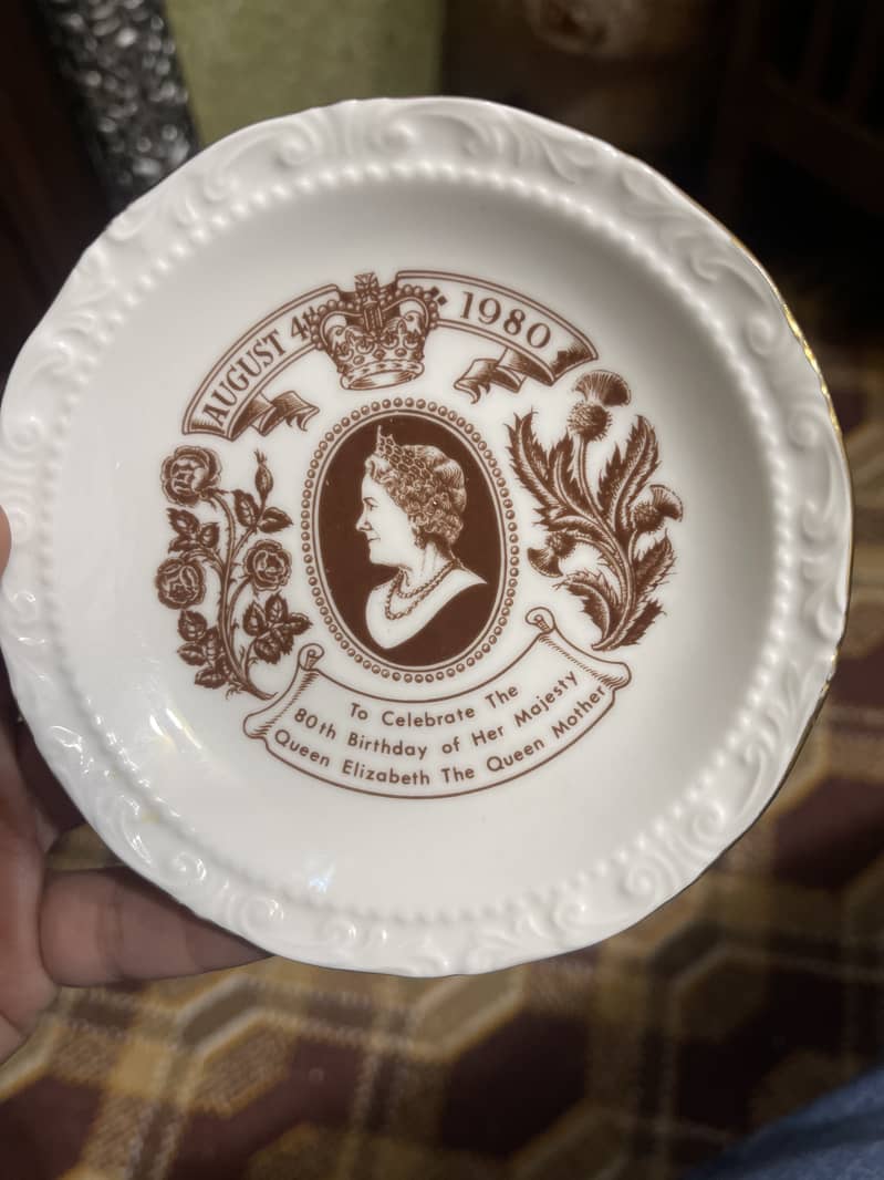 Antique piece of Queen Elizabeth 80th birthday - Other Household Items ...