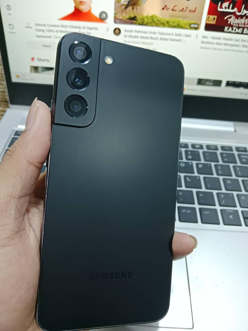 Samsung Galaxy S22 plus - Mobile Phones - 1110326651