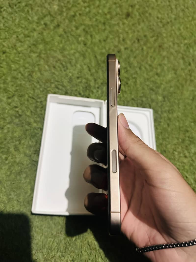 Iphone 16 pro max jv - Mobile Phones - 1110328717