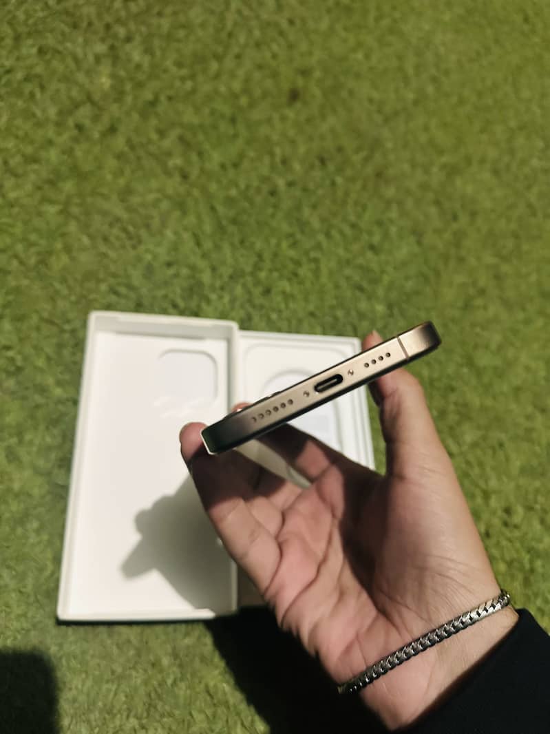 Iphone 16 pro max jv - Mobile Phones - 1110328717