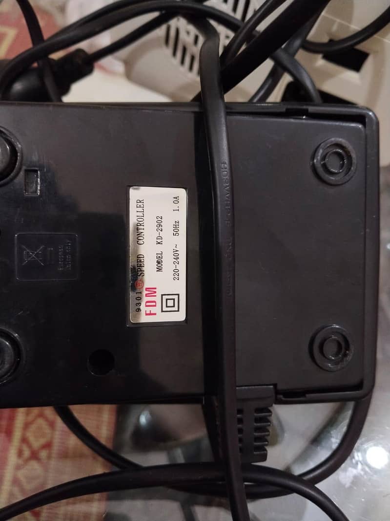 singer sewing machine 8280 - Sewing Machines - 1110012983