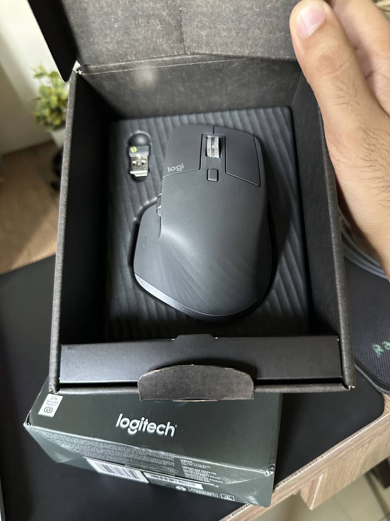 Logitech MX Master 3S Advanced Wireless Mouse – Like New - Computer ...