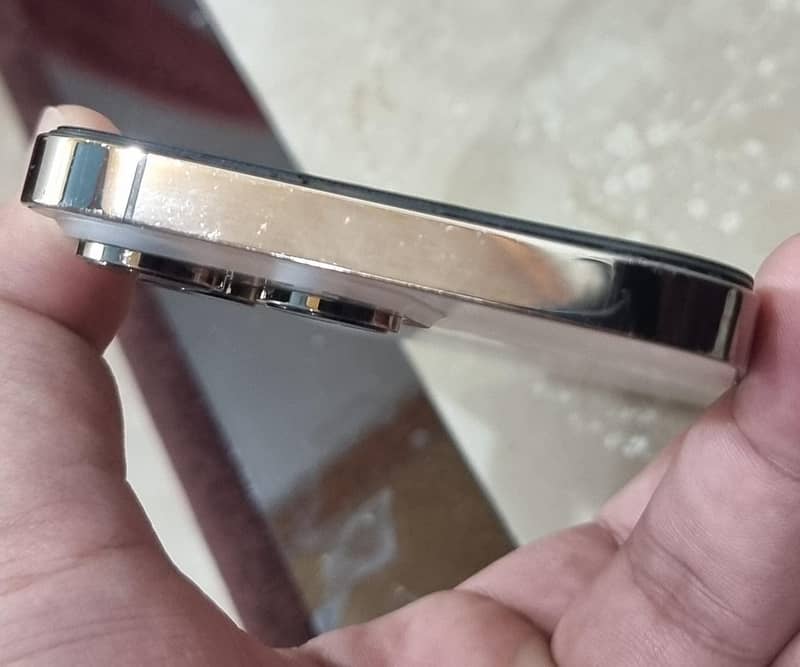 iphone 14 pro max 1 TB ESIM only - Mobile Phones - 1110331815