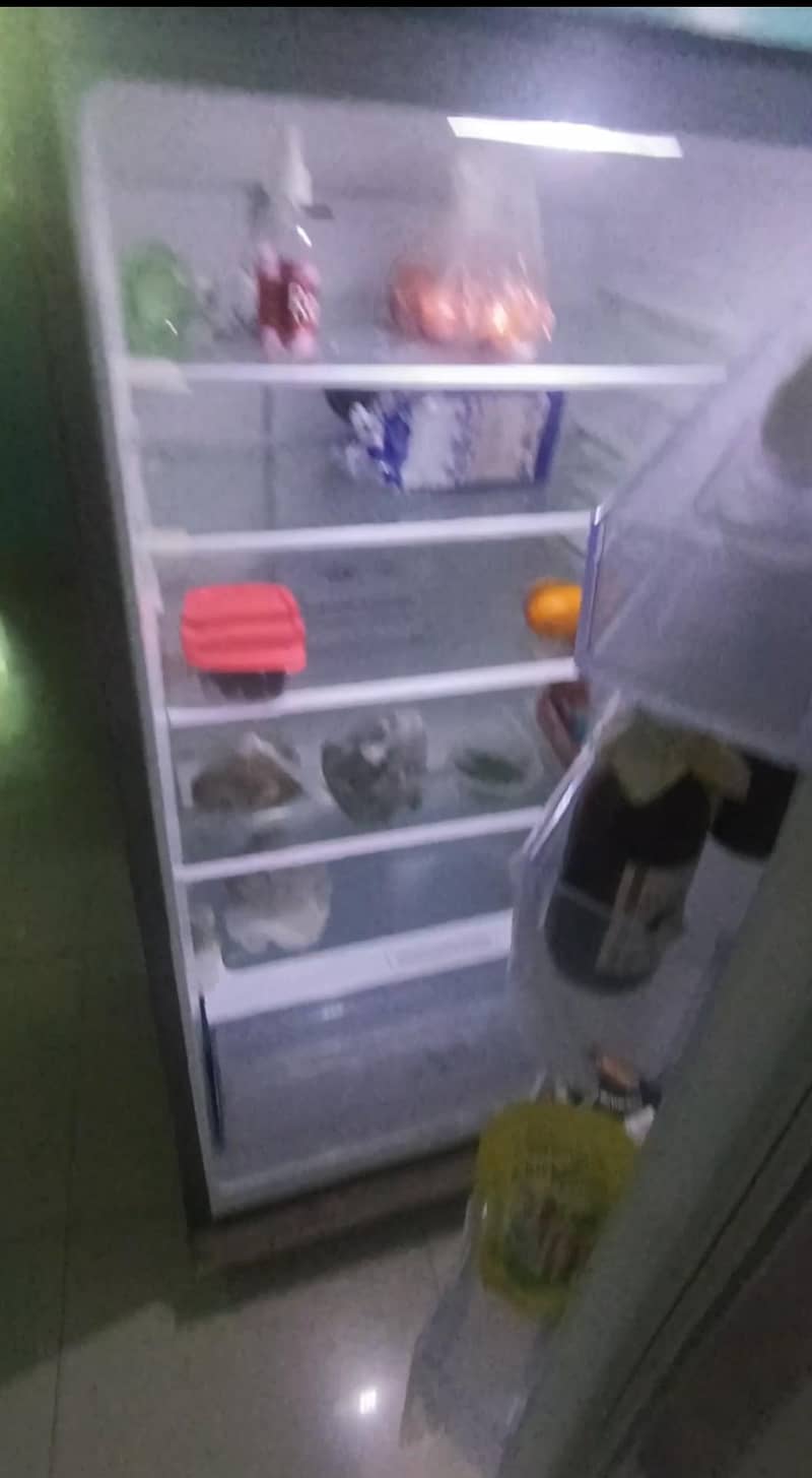 Refrigerator - Refrigerators - 1110334619