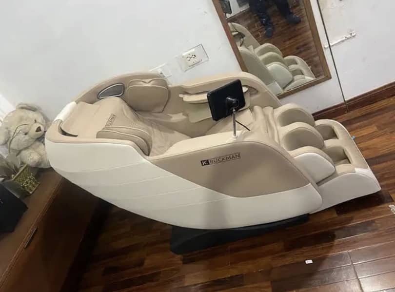 JC Buckman RefreshUs TMC131 2D Massager Chair - Gym & Fitness - 1110335249