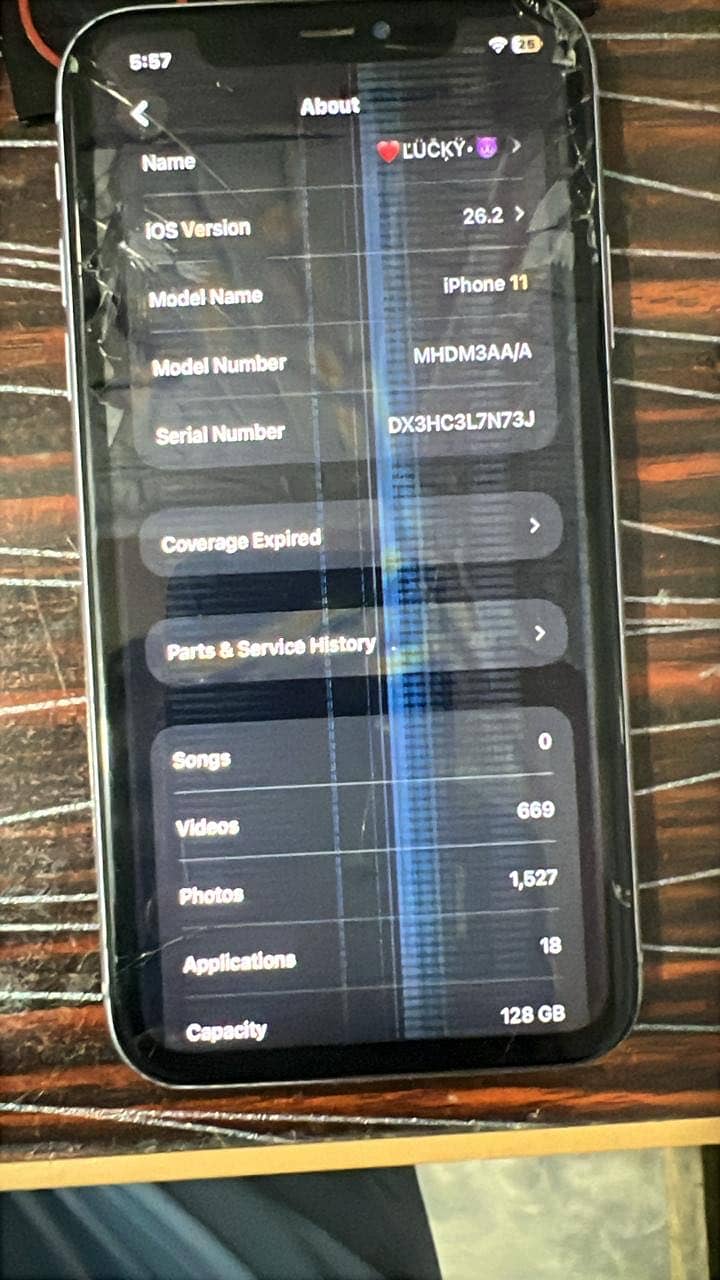 Iphone 11 - Mobile Phones - 1110336159