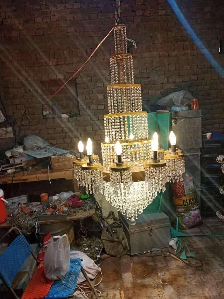 chandelier making New - Chandeliers - 1110340285
