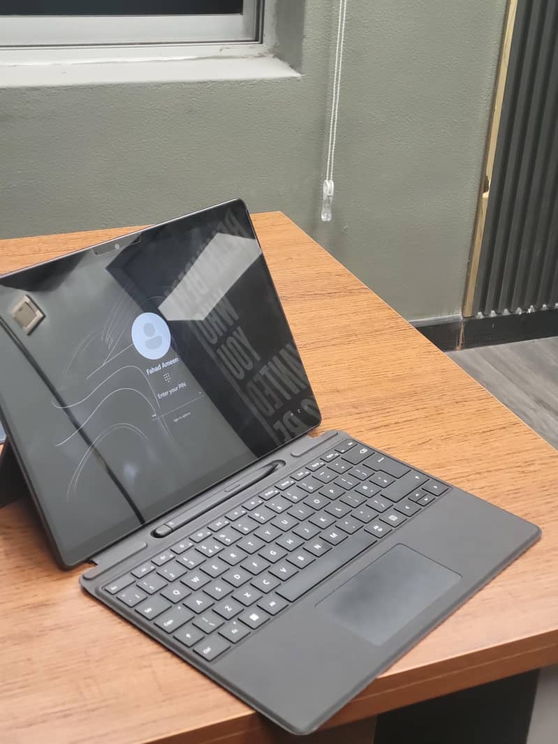 MICROSOFT SURFACE PRO 9 ORIGINAL WITH PEN. - Laptops - 1110340329