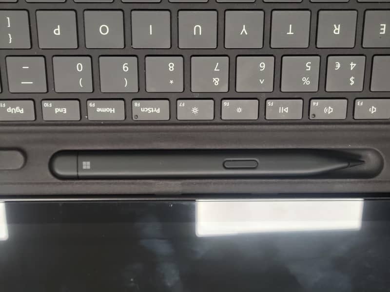 MICROSOFT SURFACE PRO 9 ORIGINAL WITH PEN. - Laptops - 1110340329