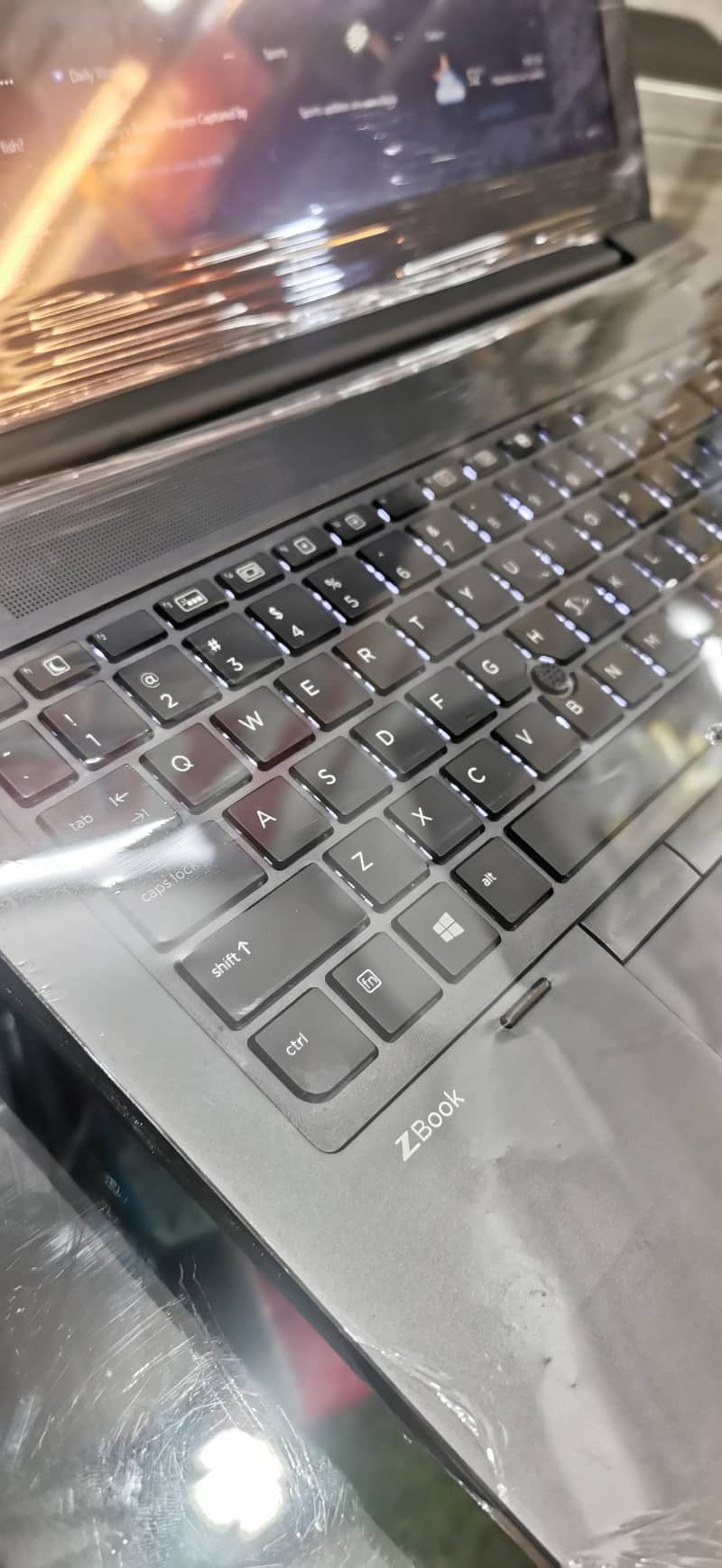 Hp zbook 15 g4 i5 7th 8/256 2gb graphics 15" - Laptops - 1110340959