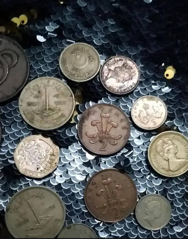 Rare coins - Other Decorations - 1110344339