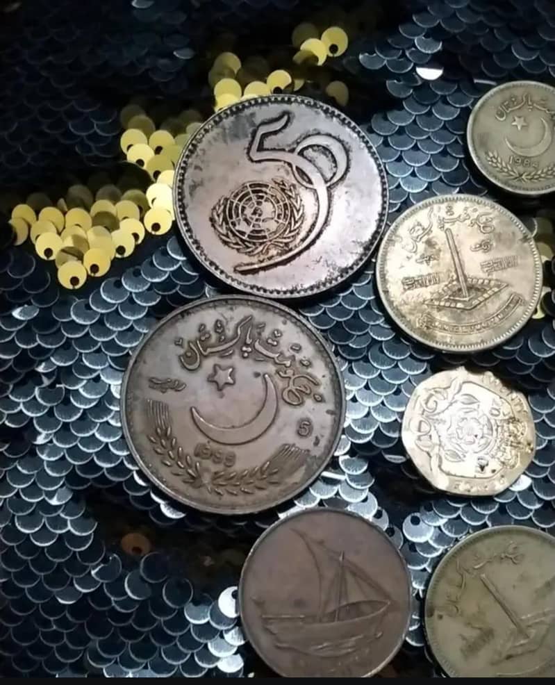 Rare coins - Other Decorations - 1110344339