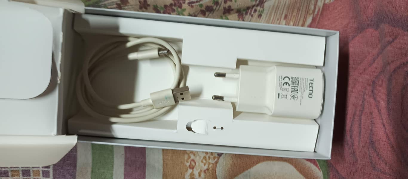 Tecno spark 20 in mint condition - Mobile Phones - 1110345675