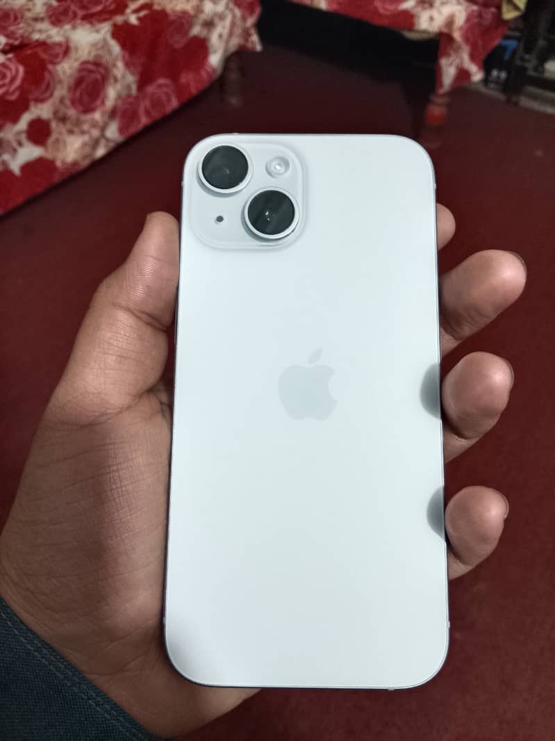 Apple iPhone 15 - Mobile Phones - 1110348451