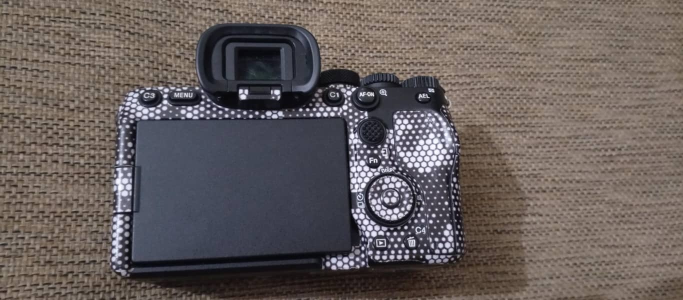 Sony a7iv - Digital Cameras - 1110348841