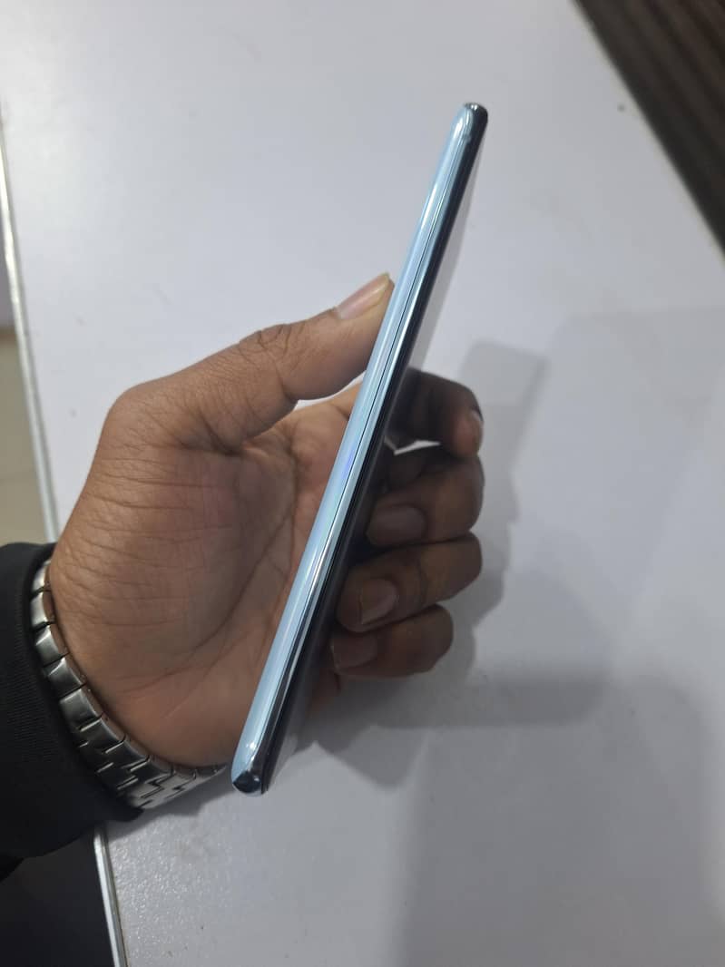 Samsung galaxy s20 plus - Mobile Phones - 1110349975