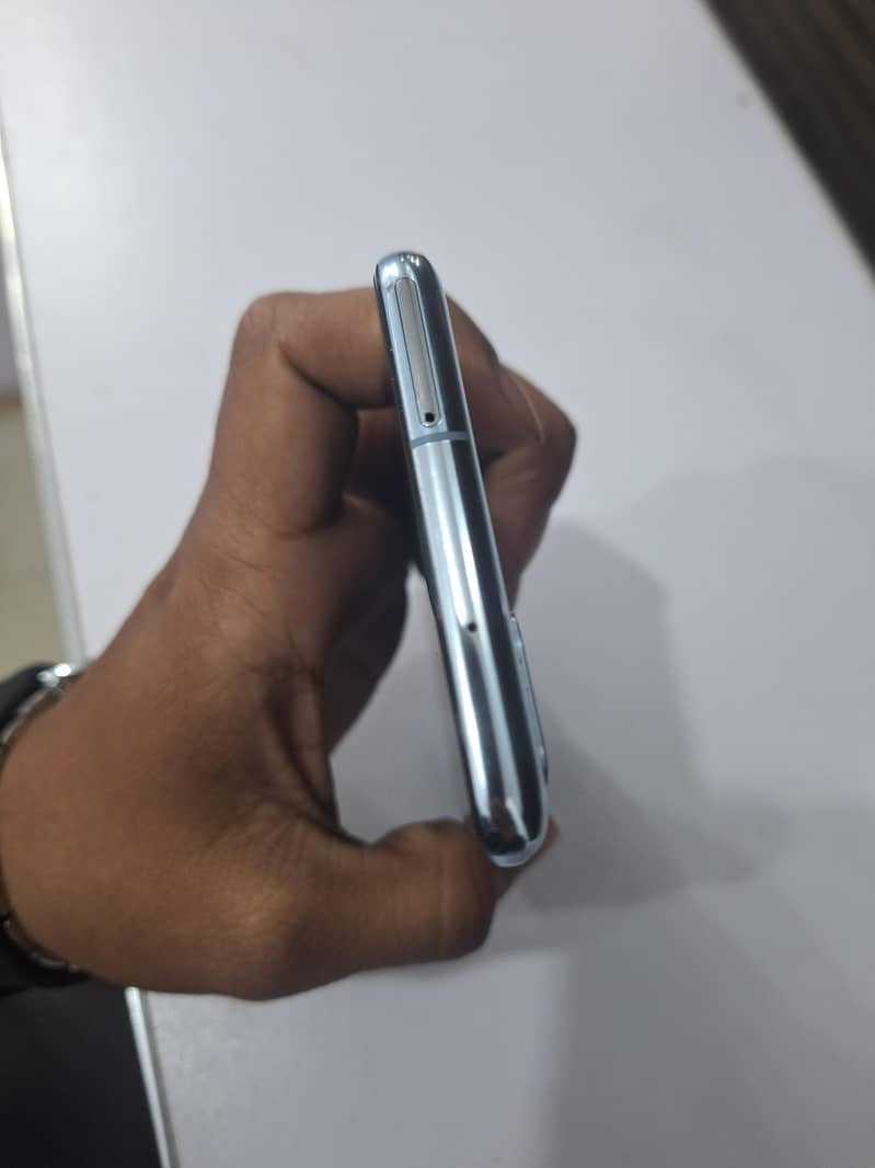 Samsung galaxy s20 plus - Mobile Phones - 1110349975