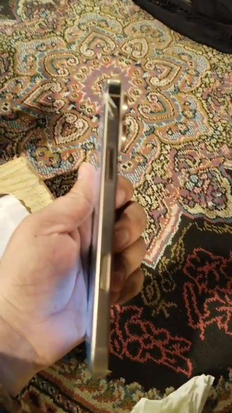 iphone 16 pro max official approved - Mobile Phones - 1110350007